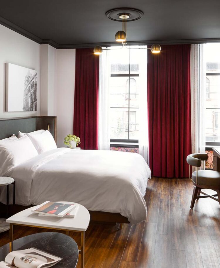 About Us - Toronto Luxury Hotel | The Broadview Hotel